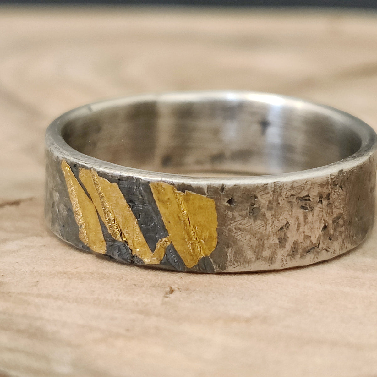 The Timeless Elegance of Keum Boo Technique in Jewelry Making – Paola Paley